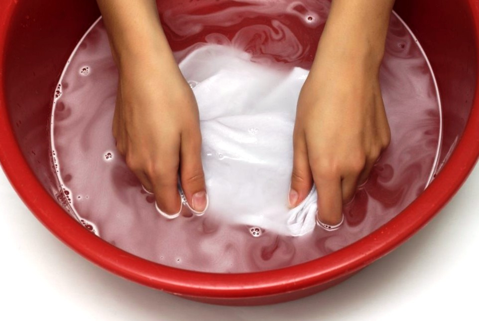 This miracle will perfectly whiten curtains, clean the washing machine ...