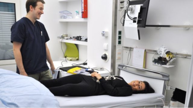 NASA will pay you 16 500 € to lie in bed for 2 months. Would you try it ...